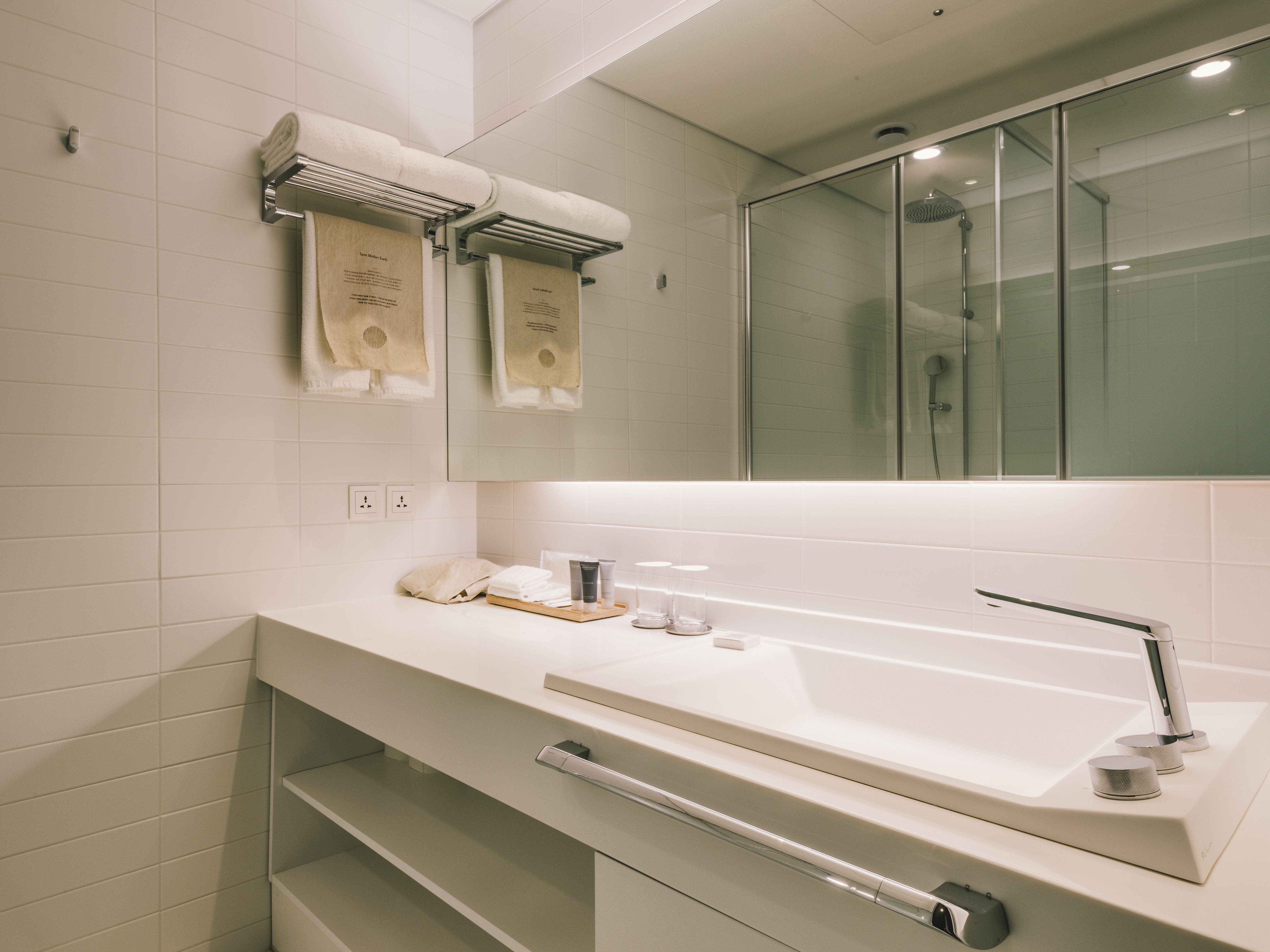 Rooms & Suites at Nest Hotel in Incheon, South Korea - Design Hotels™