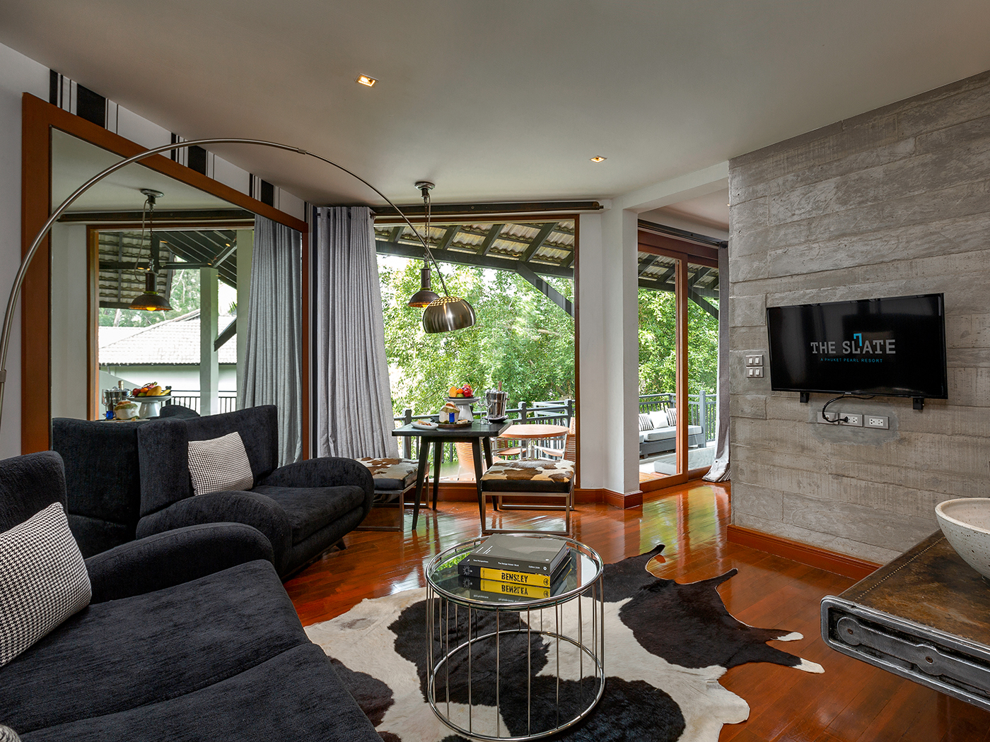 Rooms & Suites at The Slate in Phuket, Thailand - Design Hotels™