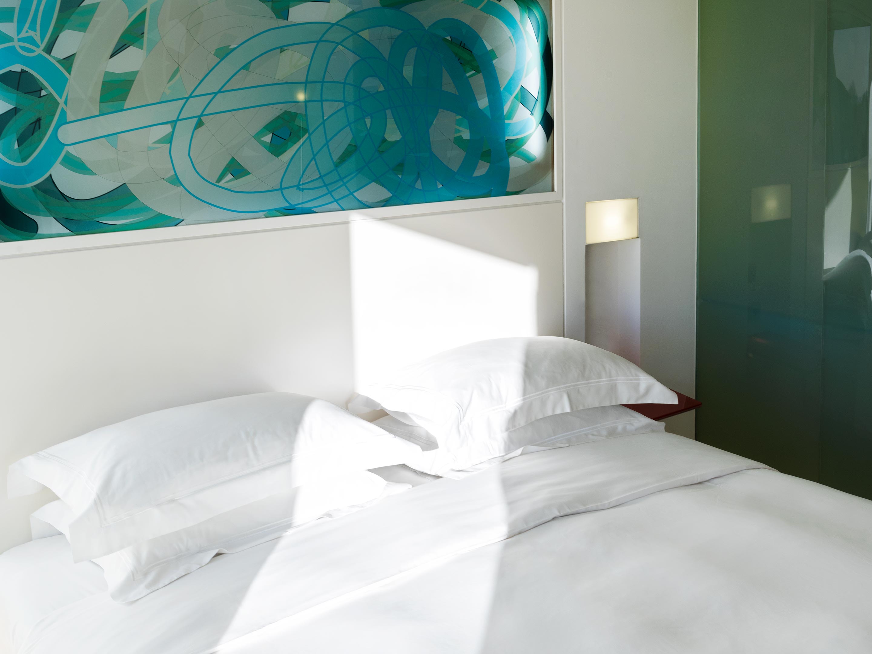 Rooms & Suites at Semiramis in Athens, Greece - Design Hotels™