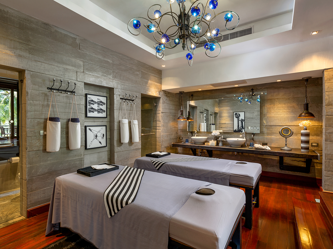 Rooms & Suites at The Slate in Phuket, Thailand - Design Hotels™