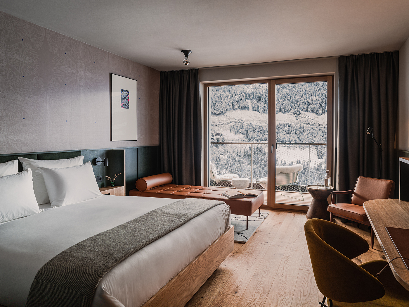 Rooms & Suites at the cōmodo in Bad Gastein, Austria - Design Hotels ...