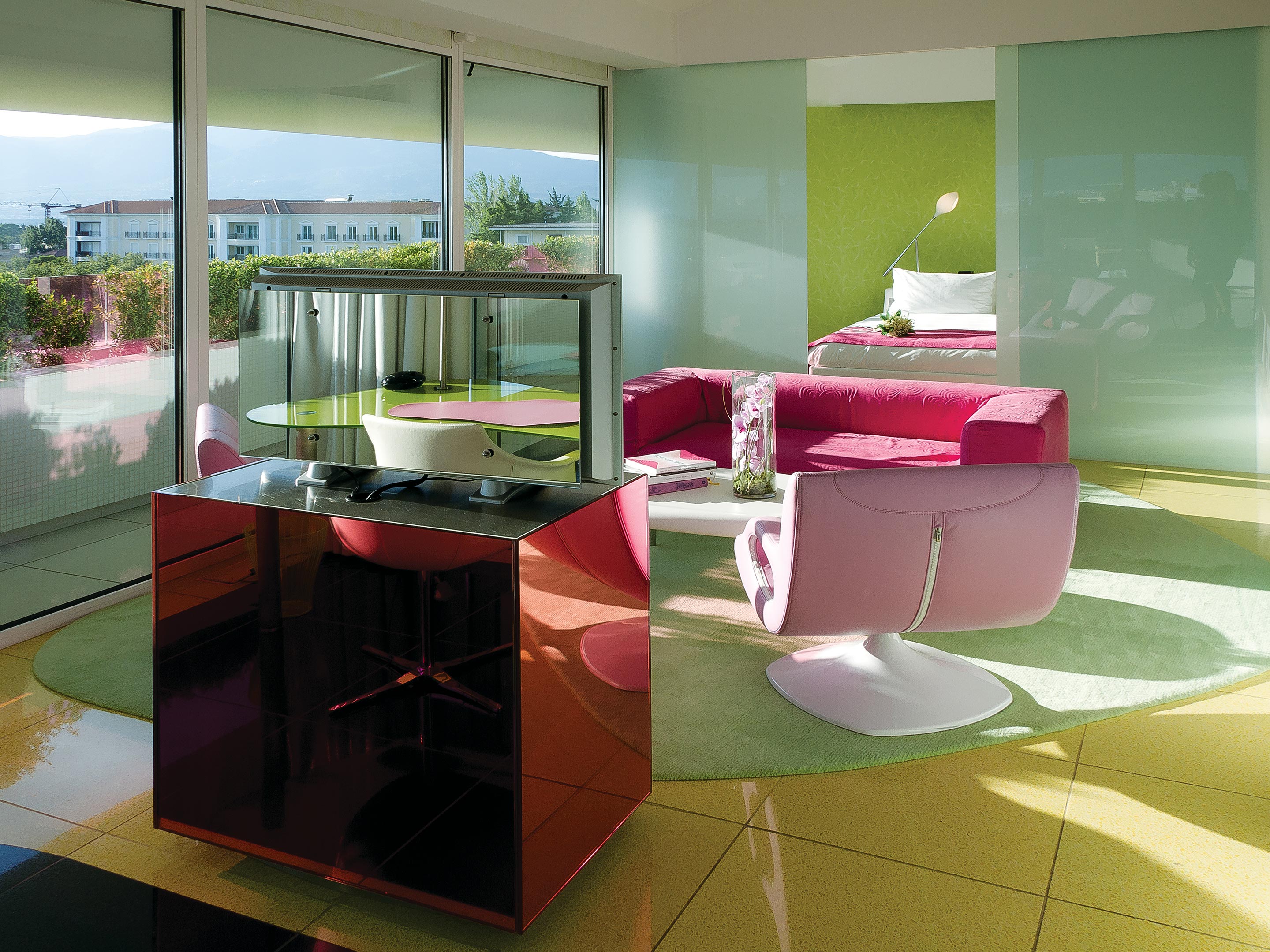 Rooms & Suites at Semiramis in Athens, Greece - Design Hotels™