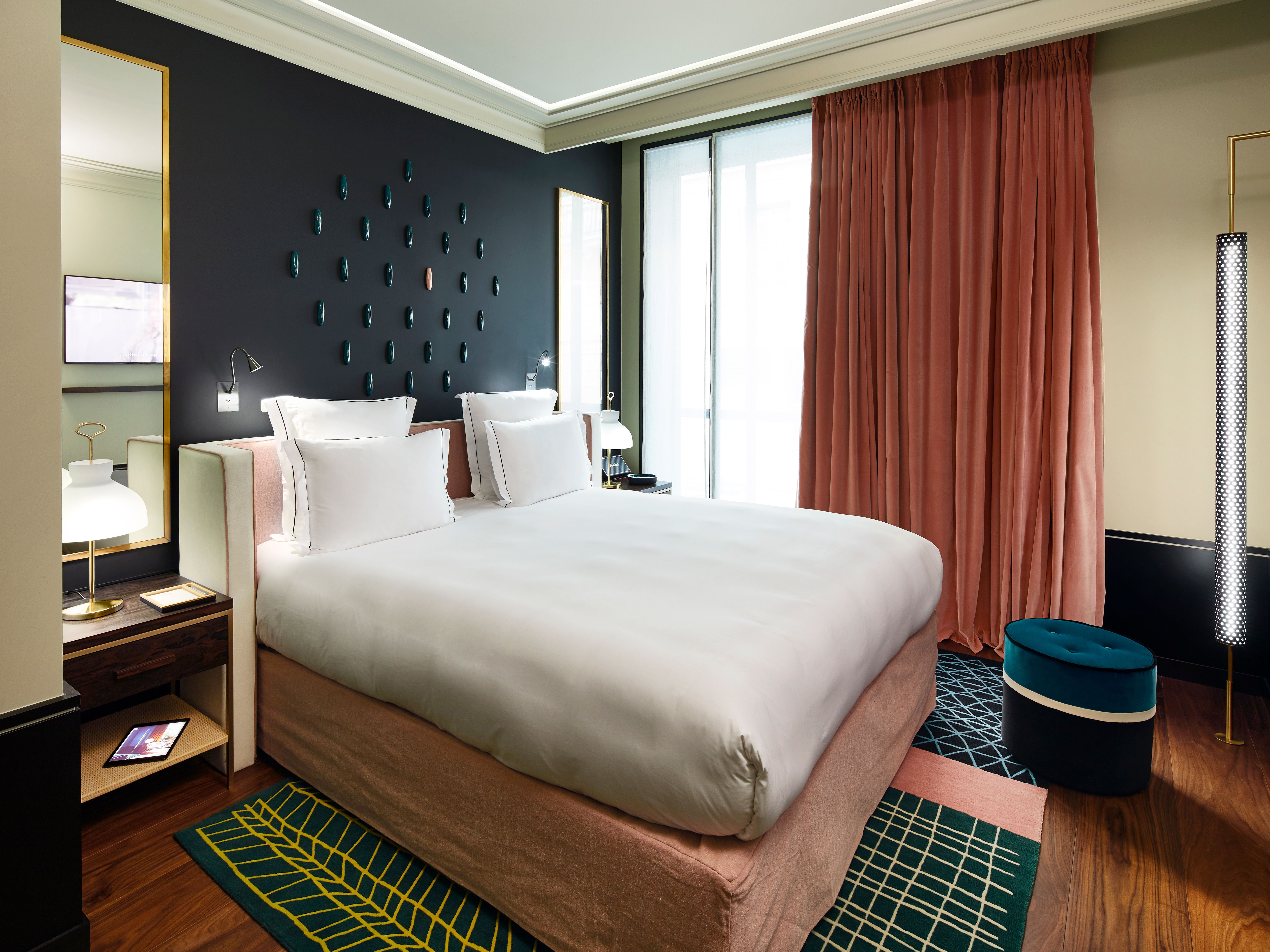 Rooms & Suites at Le Roch Hotel and Spa in Paris - Design Hotels™