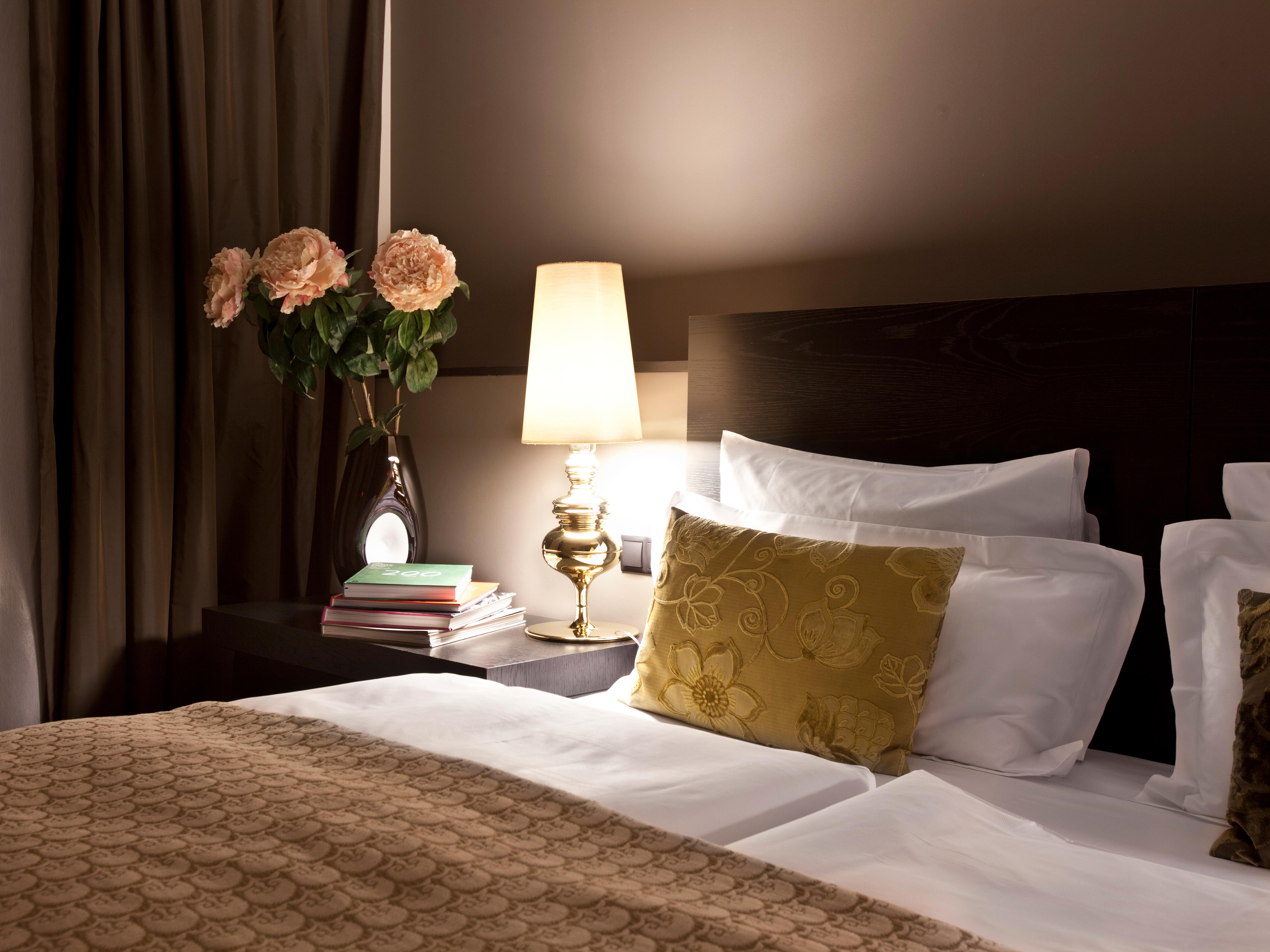 Rooms & Suites at The George in Hamburg, Germany - Design Hotels™