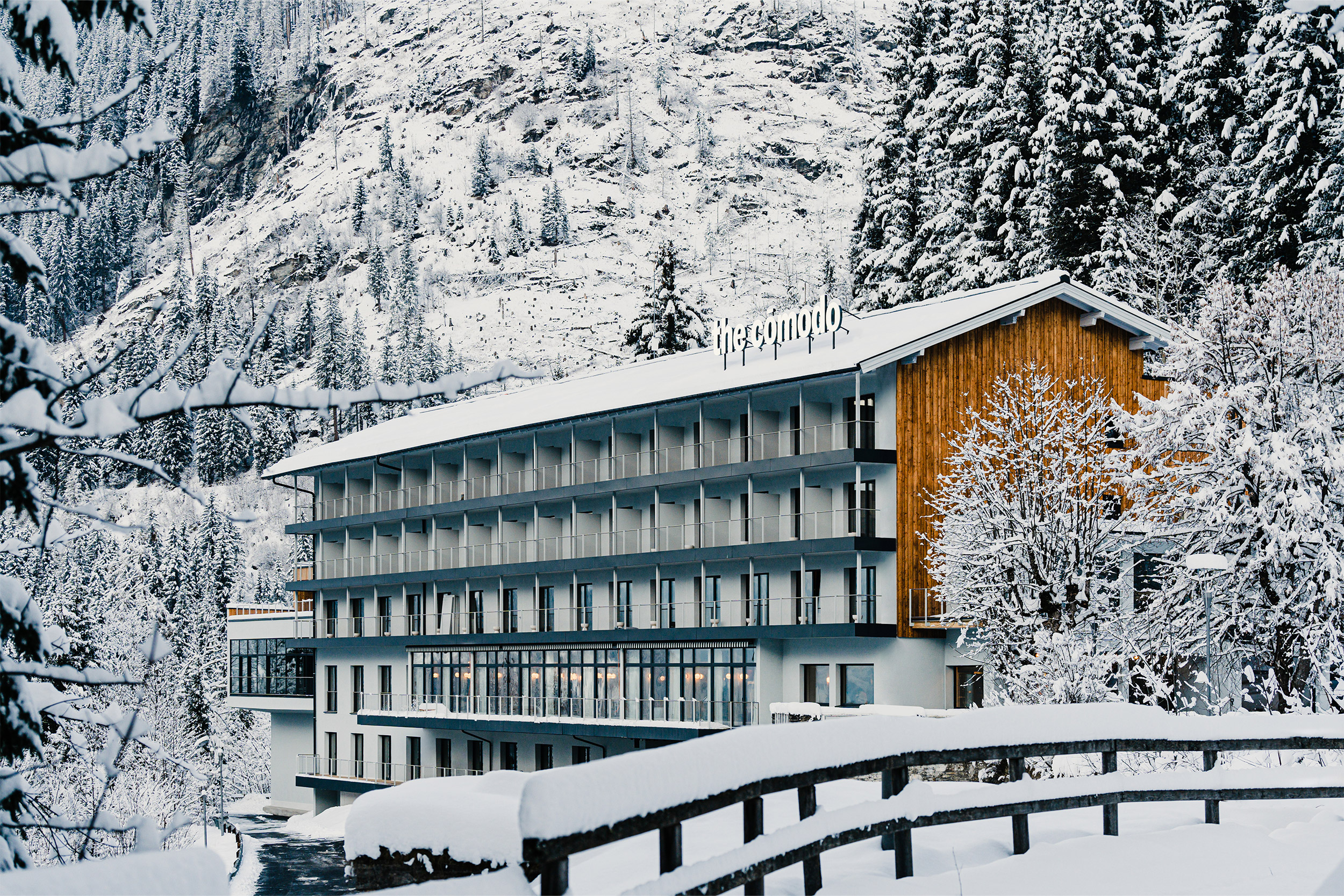 Photo gallery of the cōmodo in Bad Gastein, Austria - Design Hotels ...