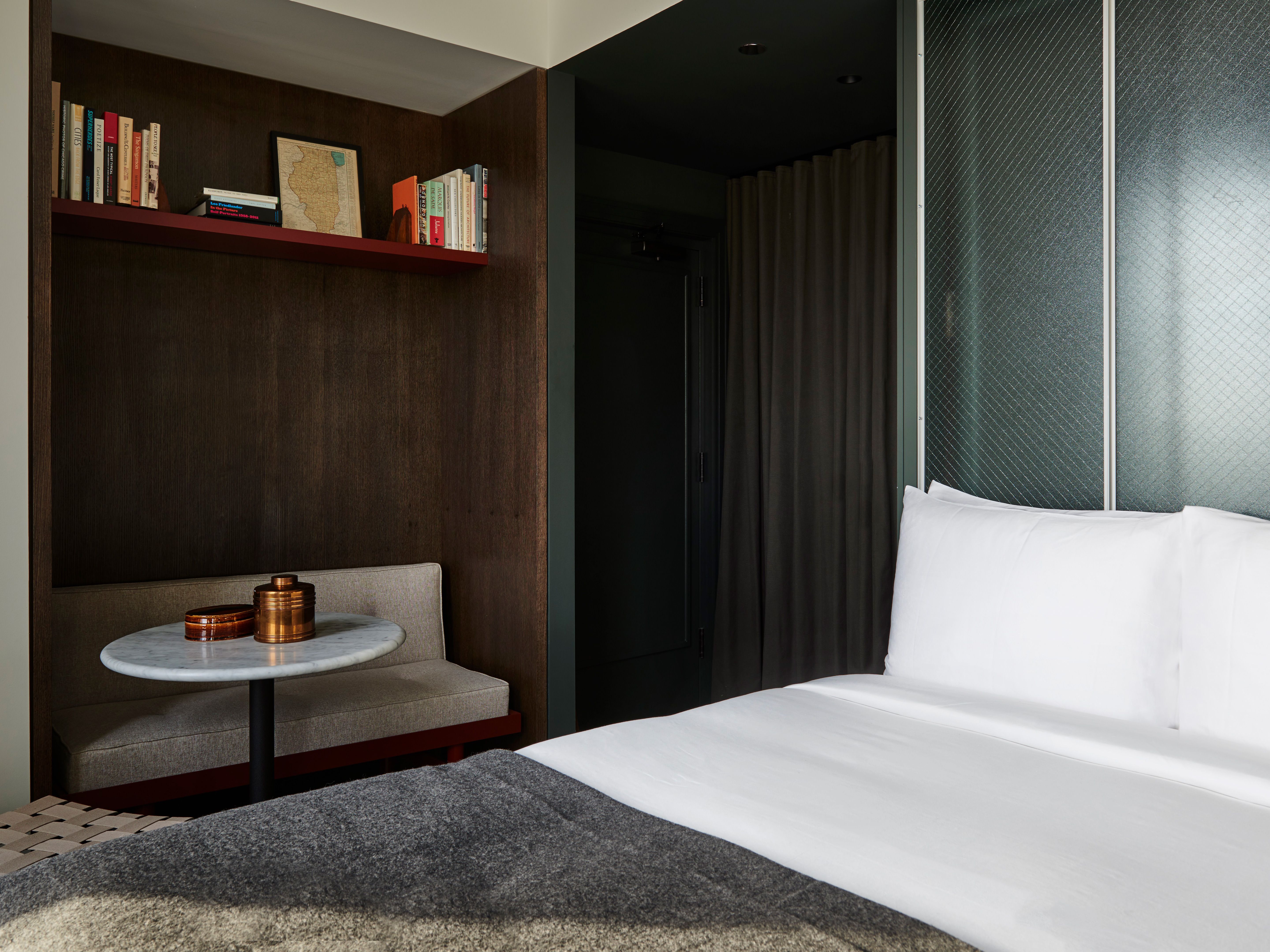 Rooms & Suites at The Robey in Chicago, USA- Design Hotels™ - Design ...
