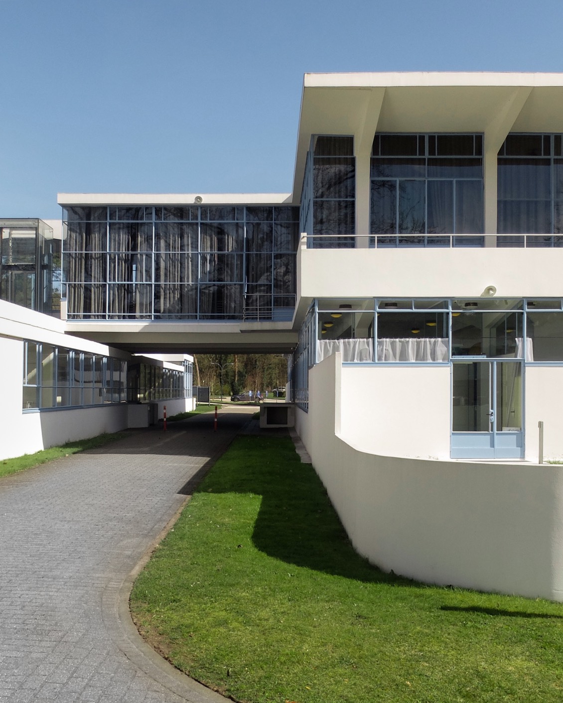 Architecture of Health: Modernism as a Tool for Healing - Design Hotels™